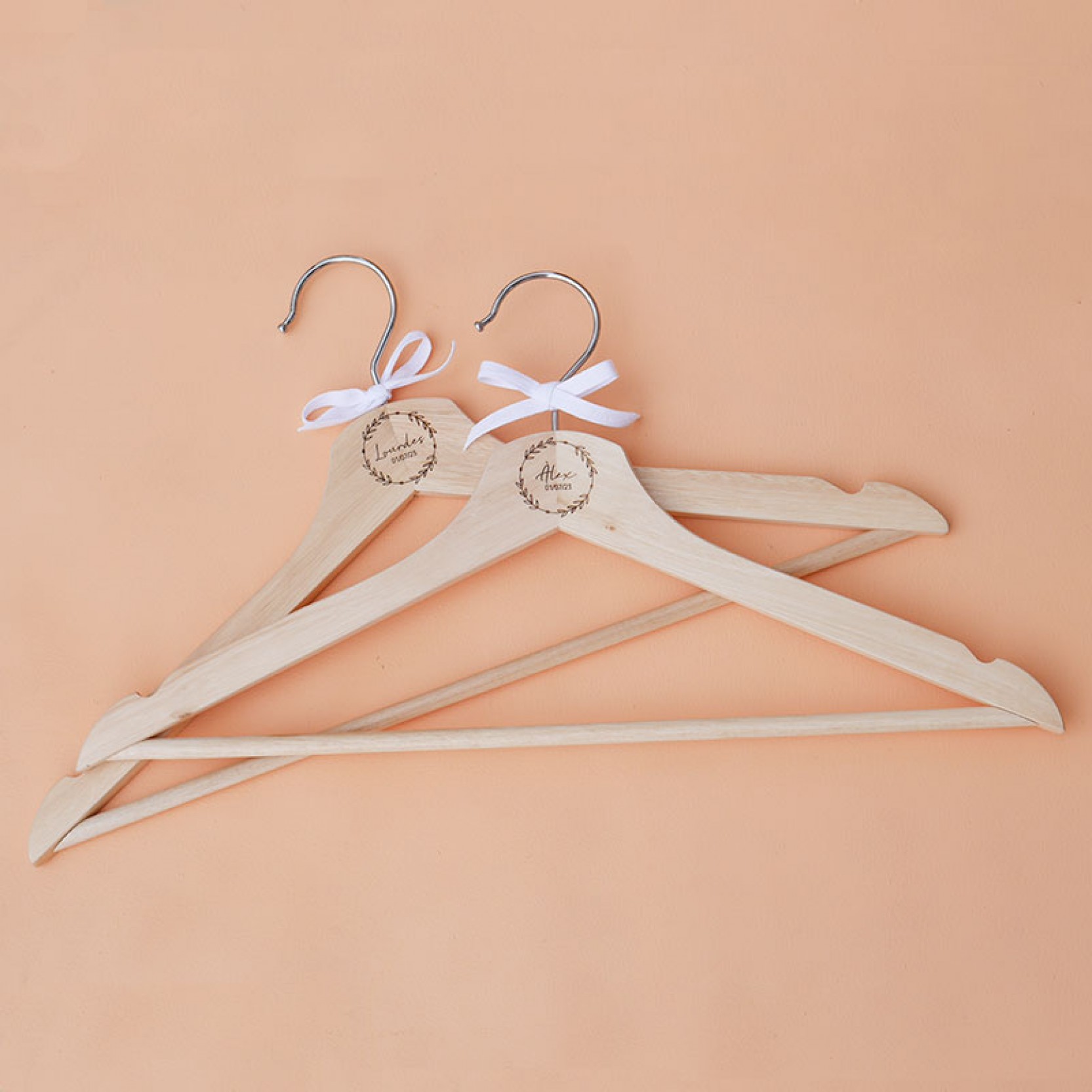 Perchas para novios personalizadas - BODAS TOP